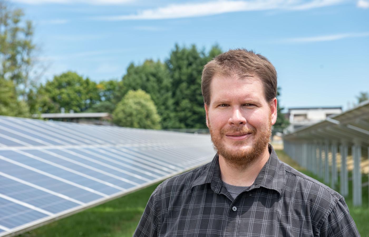 Combining solar energy and agriculture to mitigate climate change ...